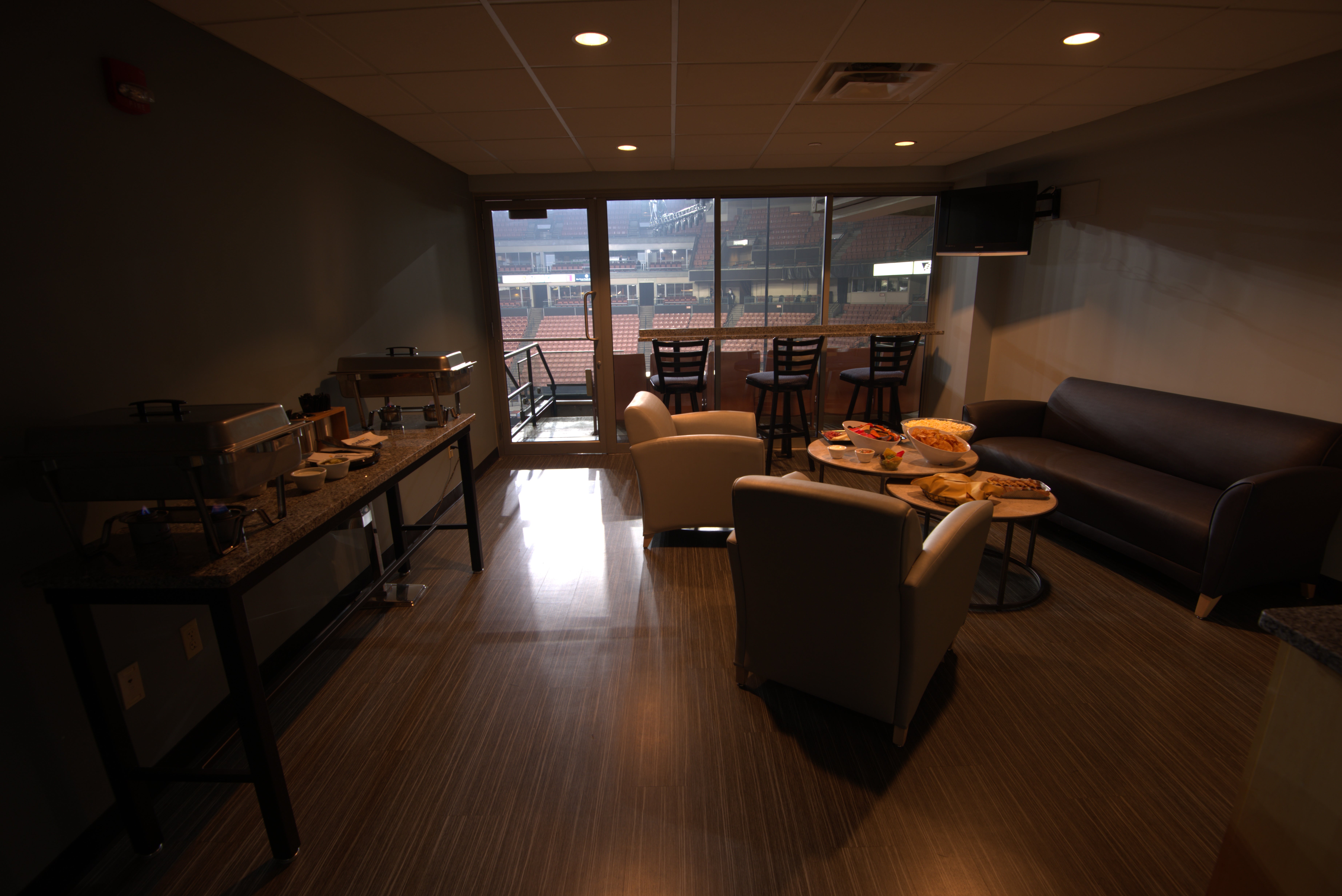 Luxury Suites & VIP Club | SNHU Arena